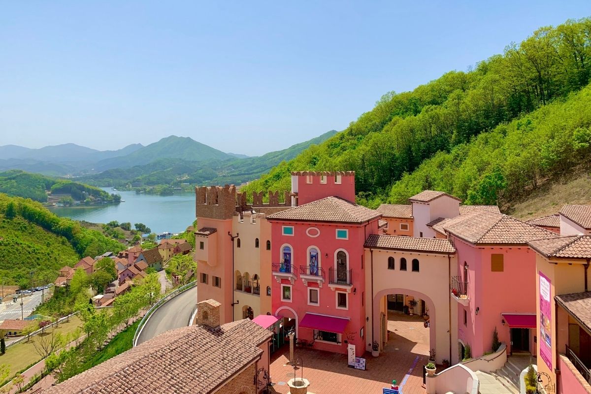 Gday Korea Flower Festival With Pinocchio Village + Mt Sorak & Everland ...